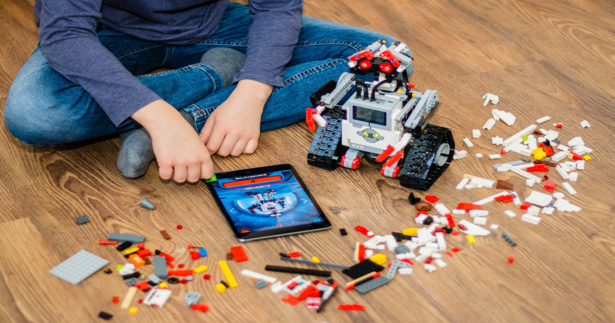 RoboGarden | Game development for kids